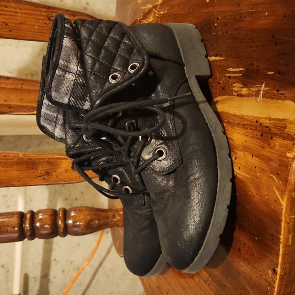 Arizona Jean Company | Shoes | Arizona Lace Up Ankle Boots | Poshmark